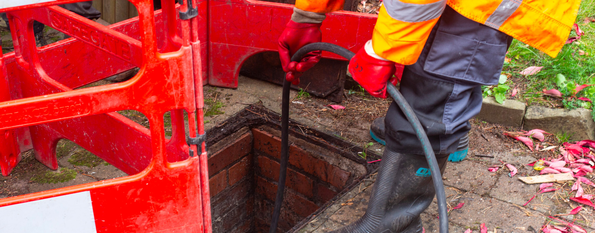 No-Dig Drainage / Sewer Repairs - Machmade